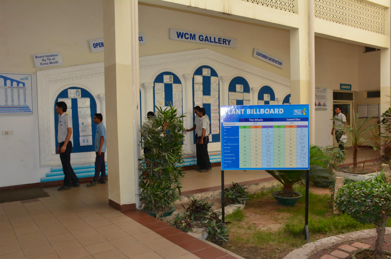 Le temple du WCM | Saint-Gobain Archives